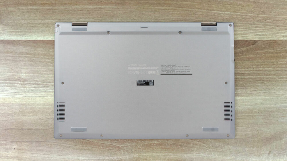 华硕 Chromebook Flip CX5 (CX5400) 评测--质感上乘，规格中等 | LaptopMedia 中国