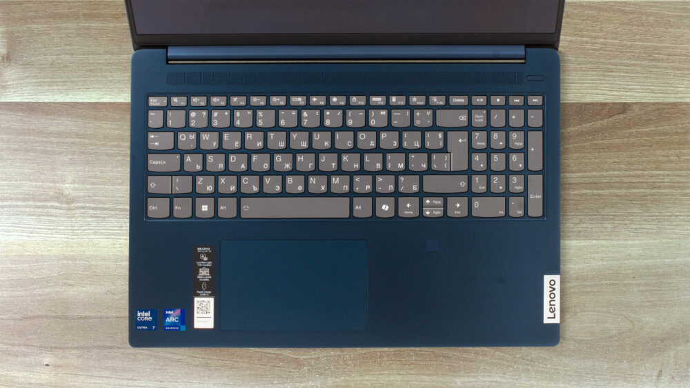 Lenovo IdeaPad Pro 5 (16AHP9) Review – the Pro Spin on the 16-inch ...