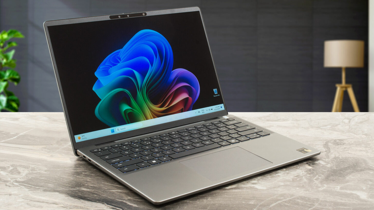 戴尔 Latitude 7455 评测--配备高级显示屏的全天候伴侣 | LaptopMedia 中国