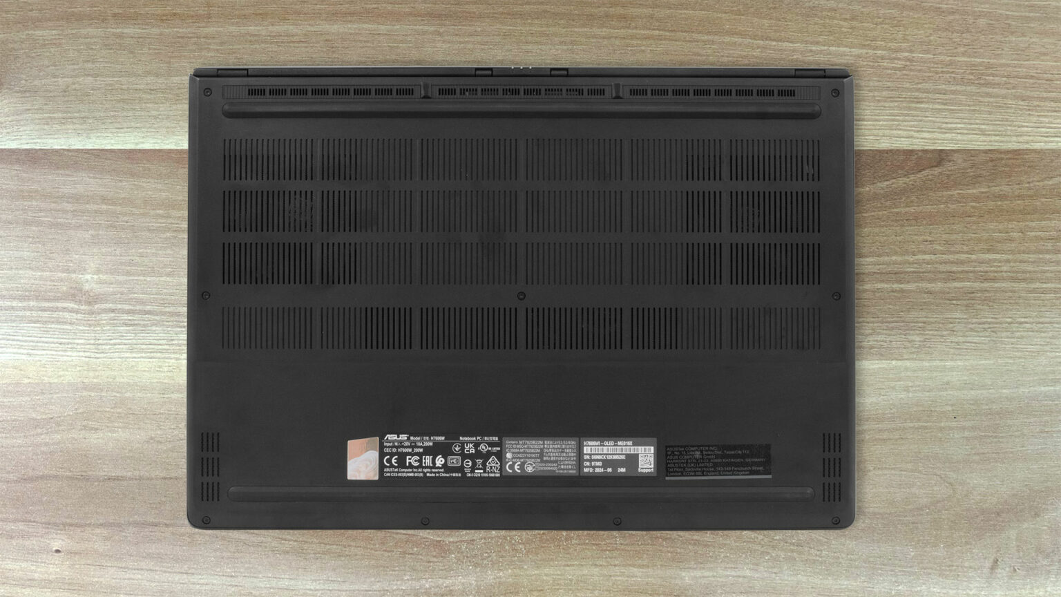 ASUS ProArt P16 (H7606) review - ASUS knows EXACTLY what Content Creators Need | LaptopMedia.com