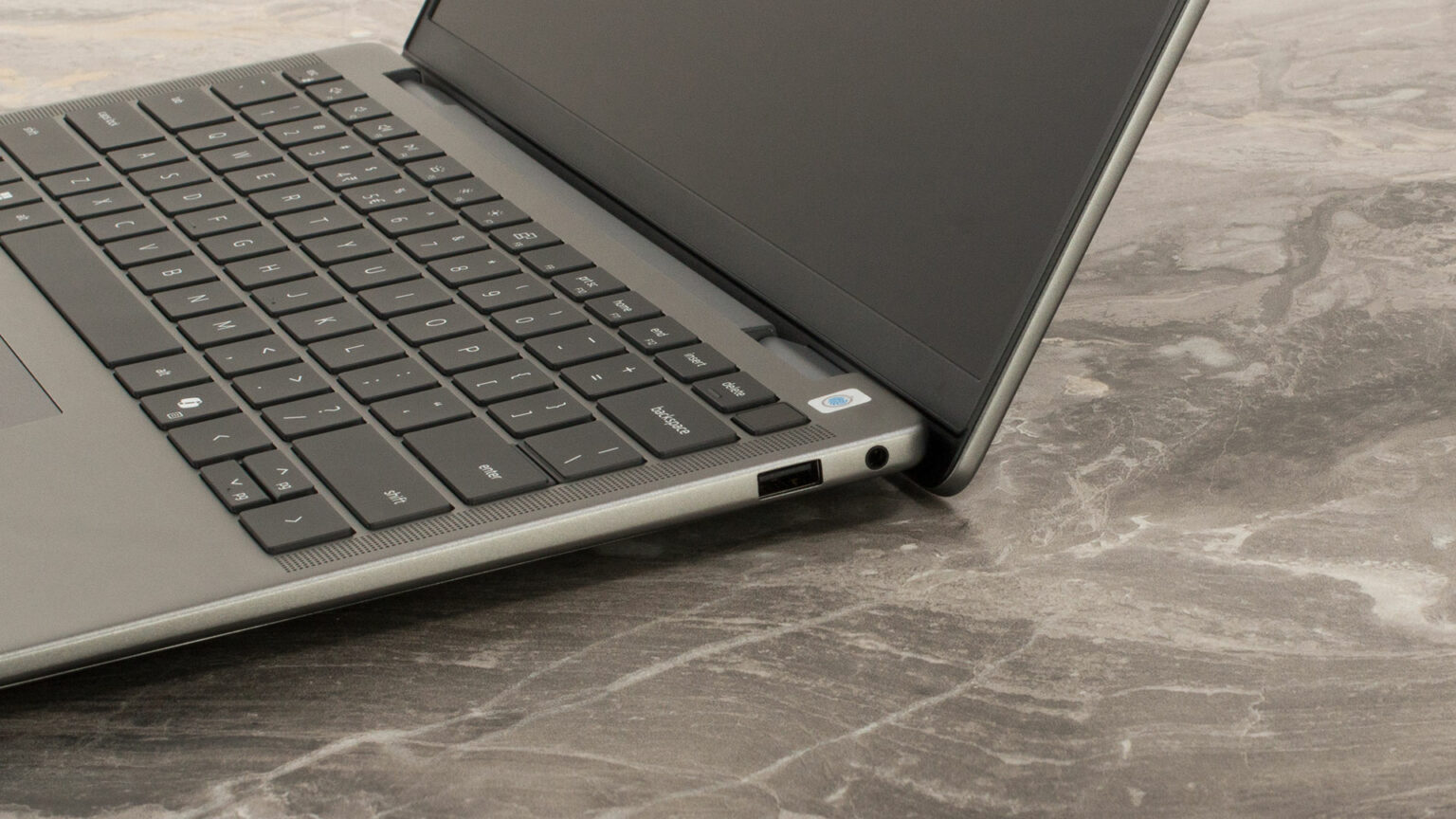 Dell Latitude 7455 review - All-Day Companion with Premium Display ...