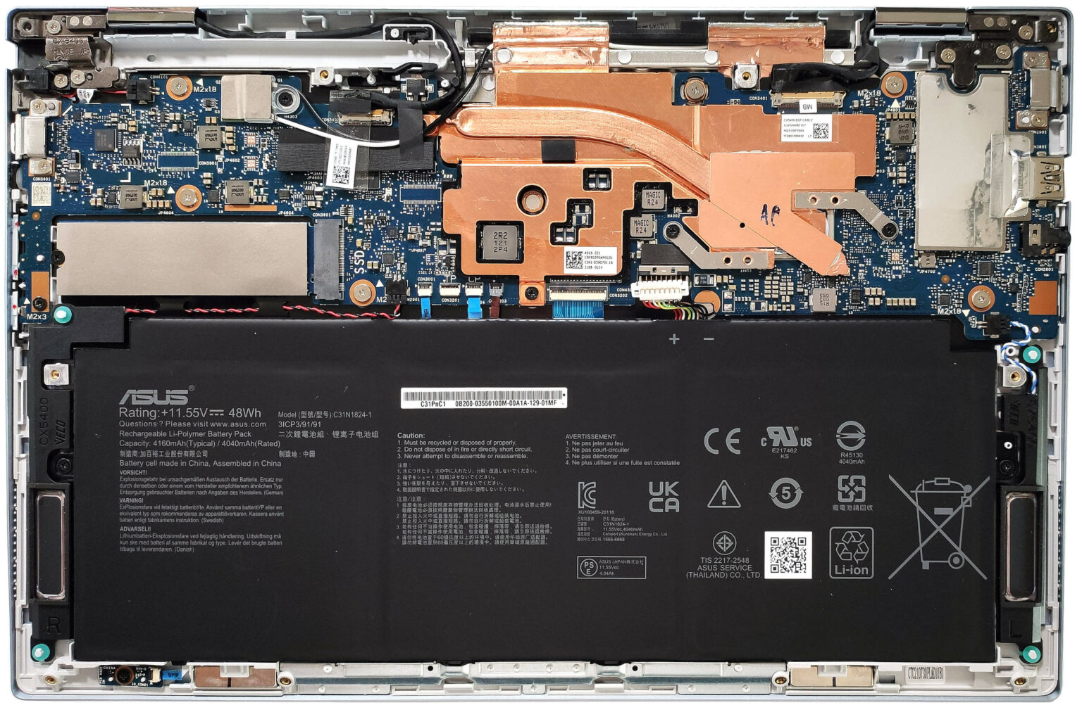 ASUS Chromebook Flip CX5 (CX5400)の開け方 - 分解とアップグレードオプション | LaptopMedia 日本