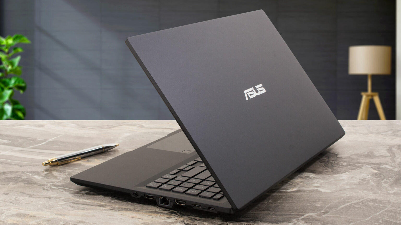 ASUS ExpertBook B1 (B1502, 13th Gen Intel) review – a Lot of Business ...