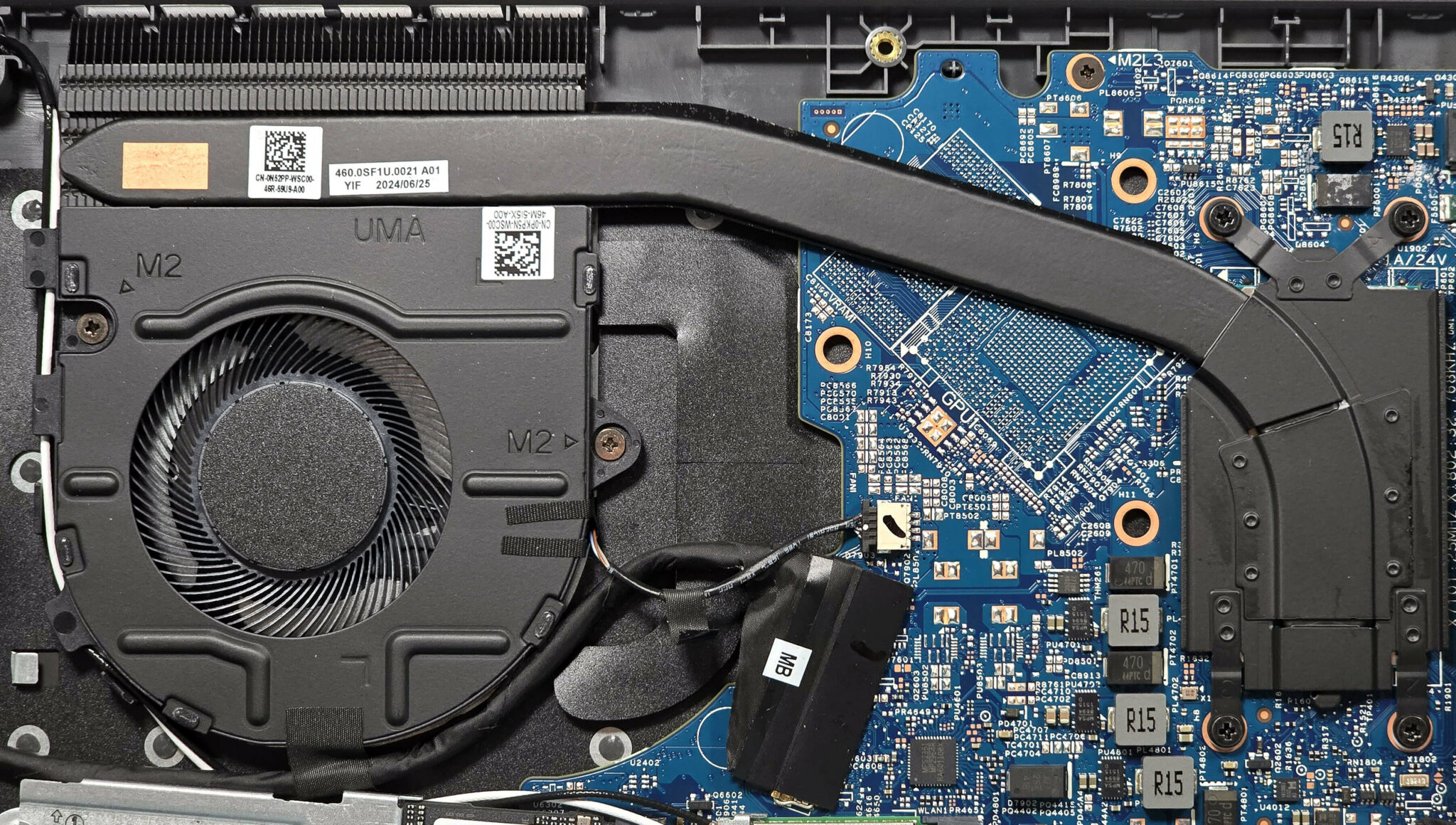 How to open Dell Latitude 3550 - disassembly and upgrade options ...
