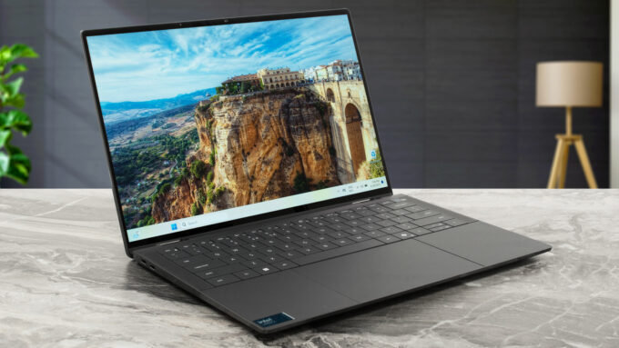 Dell Latitude 9450 (2-in-1) review - Vibrant Display, Cool Performance ...