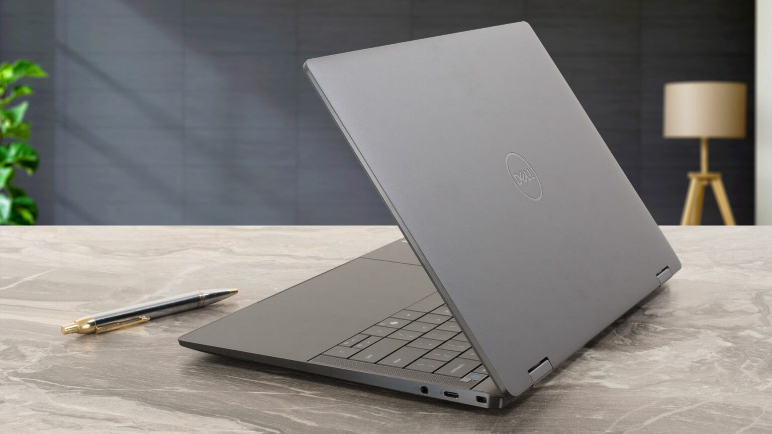 Dell Latitude 9450 (2-in-1) review - Vibrant Display, Cool Performance ...