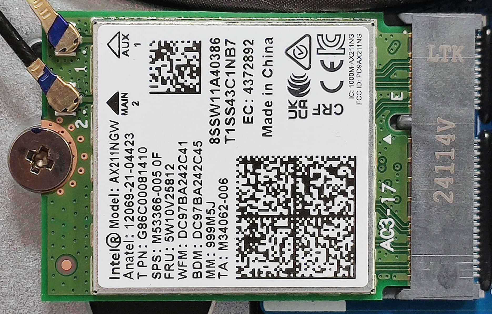 How to open Lenovo ThinkPad E16 Gen 2 - disassembly and upgrade options ...