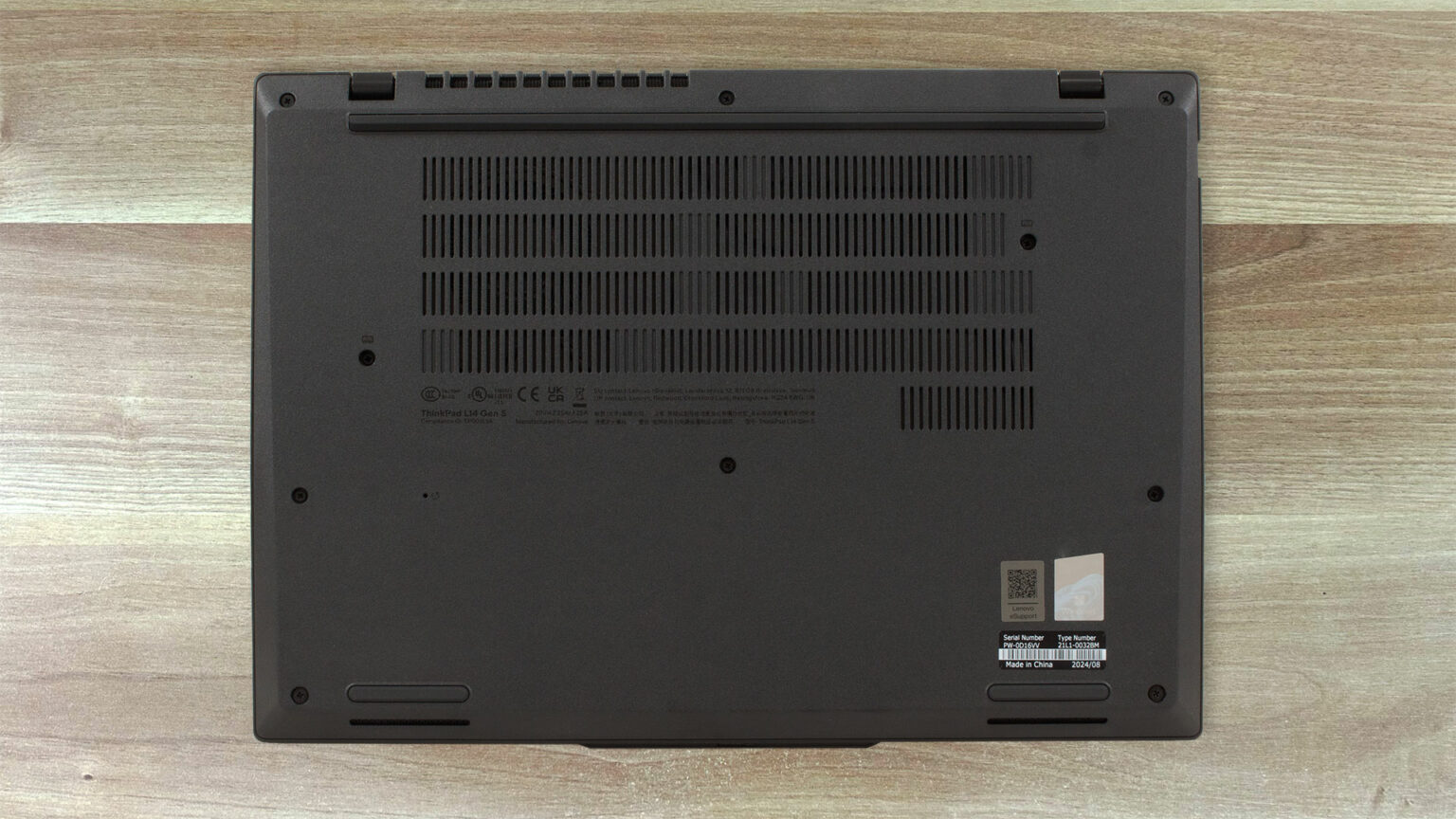 Análisis del Lenovo ThinkPad L14 Gen 5 (Intel) - Quiet Power | LaptopMedia España