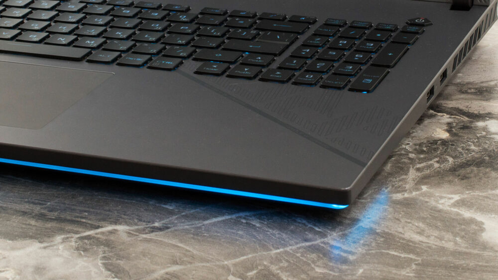 ASUS ROG Strix G18 G814 review - as Powerful as the G834 but Costs Less ...