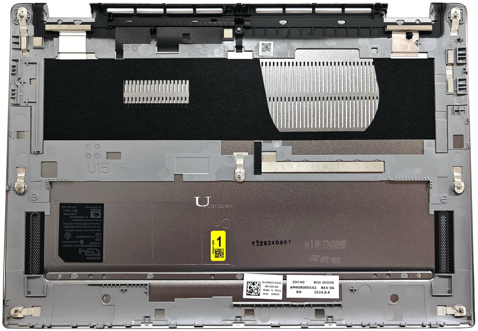 How to open Dell Latitude 7450 – disassembly and upgrade options ...