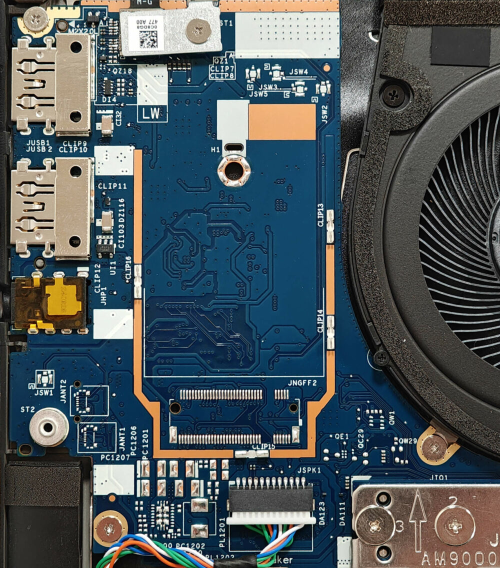 How to open Dell Latitude 7450 – disassembly and upgrade options ...