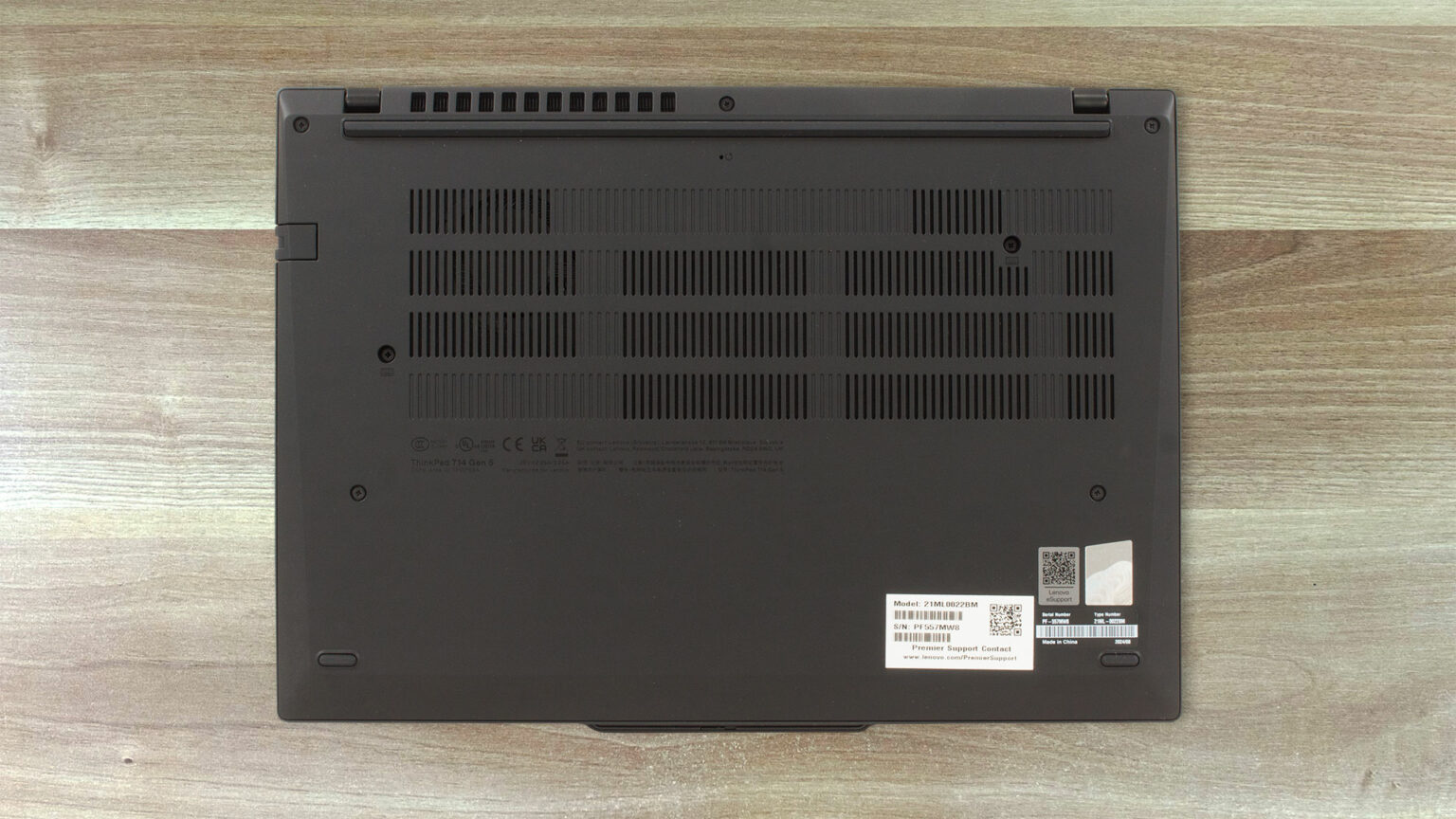 Lenovo ThinkPad T14 Gen 5 (Intel) review - Strong Build, Quiet Fan, But ...