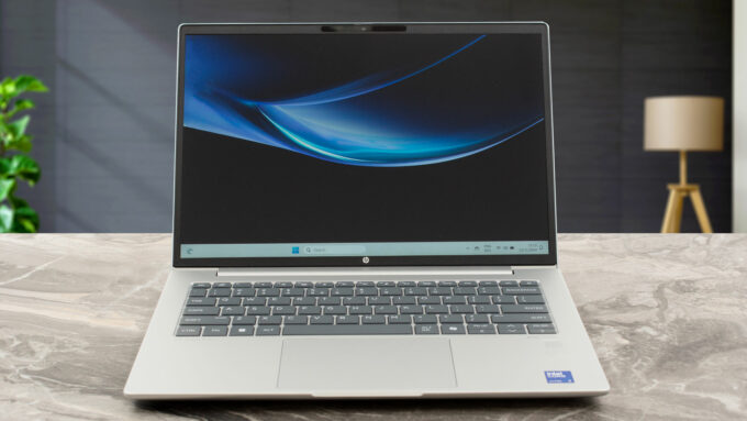 HP ProBook 440 G11 评论--忙碌一天的小伙伴 | LaptopMedia 中国