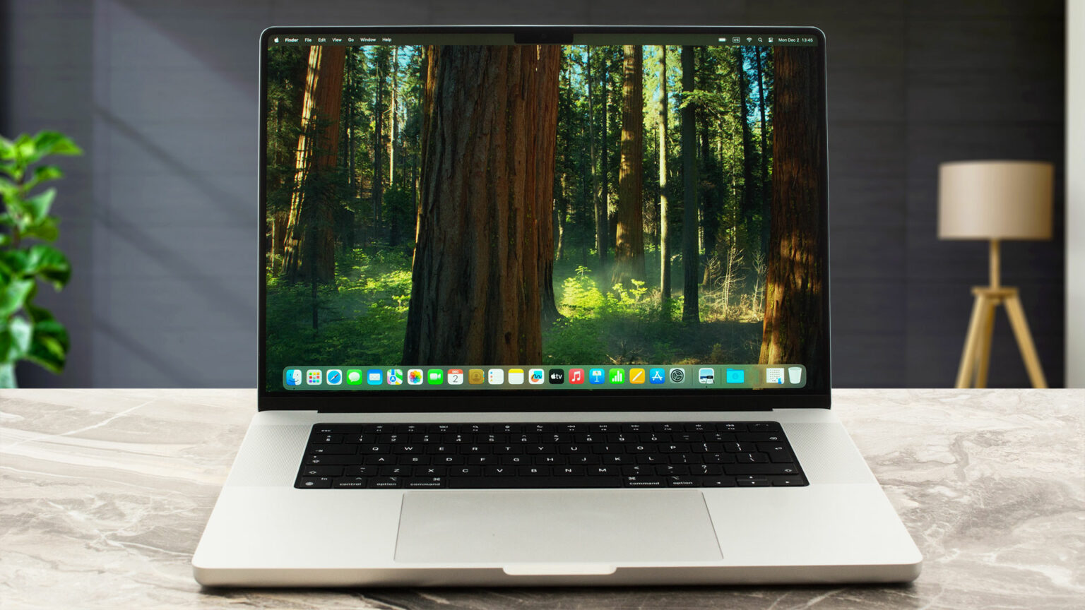 Apple MacBook Pro 16 (M4 Pro / M4 Max) 评测 - 面向专业人士的强大性能 | LaptopMedia 中国