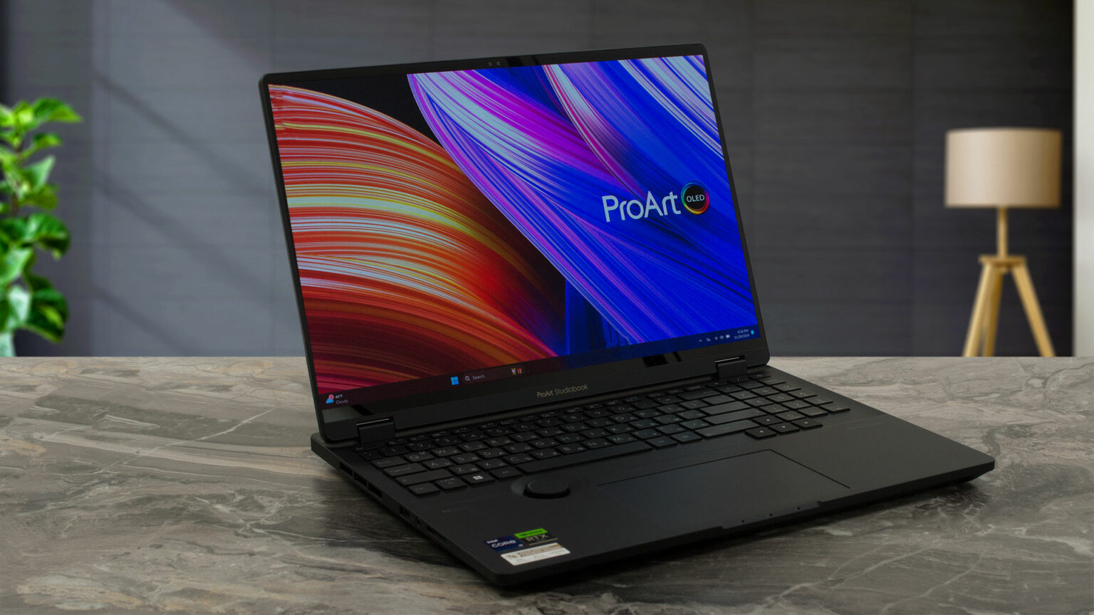 ASUS ProArt Studiobook Pro 16 OLED W7604 review - For Content Creators ...