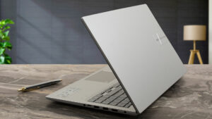 ASUS Vivobook 15 F1504 (X1504) review - Capable Daily Driver with some ...