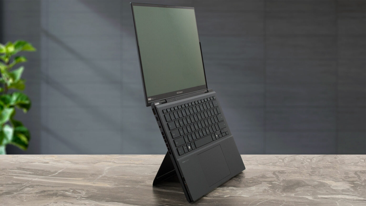 ASUS Zenbook DUO (UX8406C) review - Evolved and Impressive ...