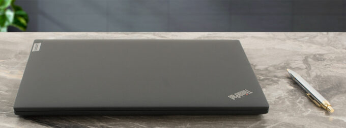 Lenovo ThinkPad T14 Gen 4 (AMD) review - Comfort Over Raw Power ...