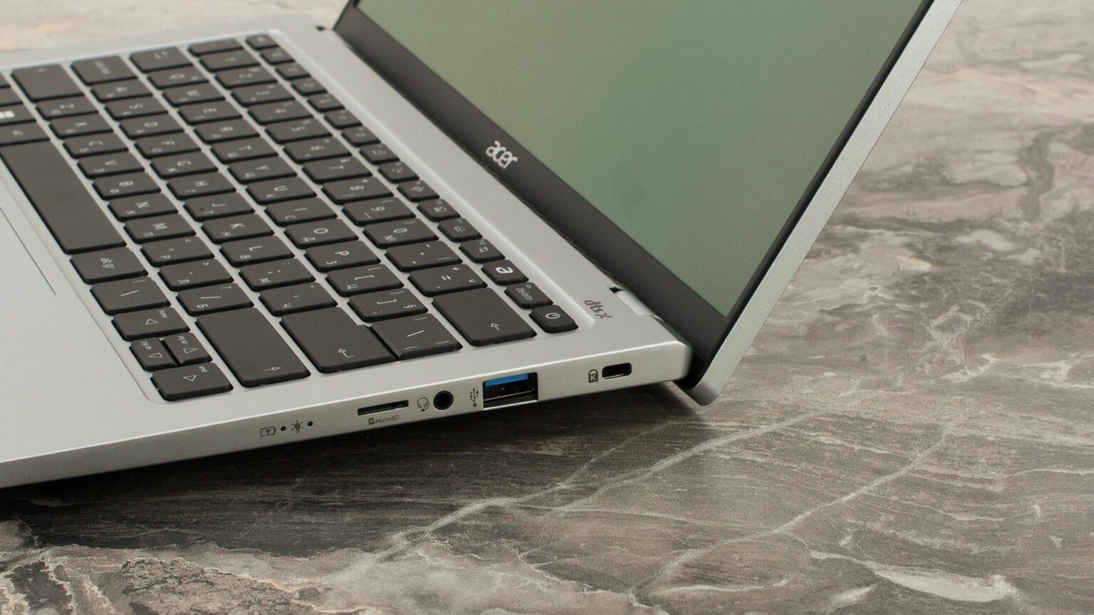 Acer Swift Go 14 OLED (SFG14-73) review - The Perfect Blend of ...