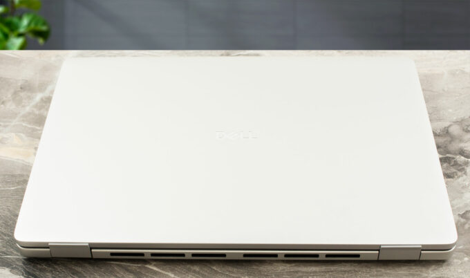 戴尔 Pro 14 Plus (PB14250) 评测--"Plus "是新的高级机吗？破解戴尔密码 | LaptopMedia 中国