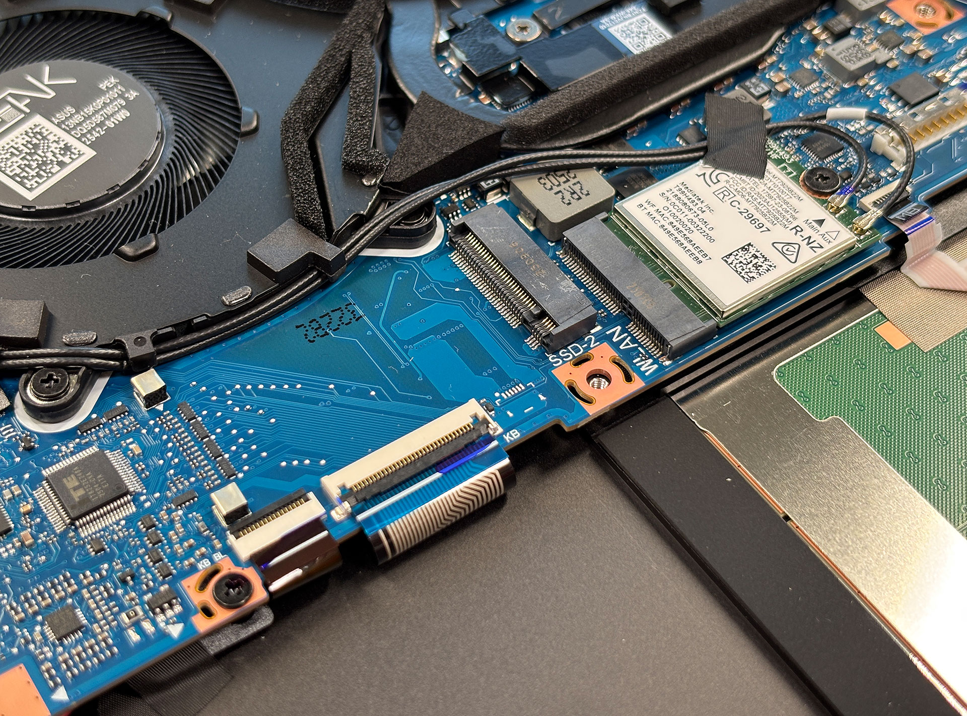 ASUS ProArt P16 H7606 (2025) review - Is This the Ultimate 4K OLED Workstation for Creatives ...