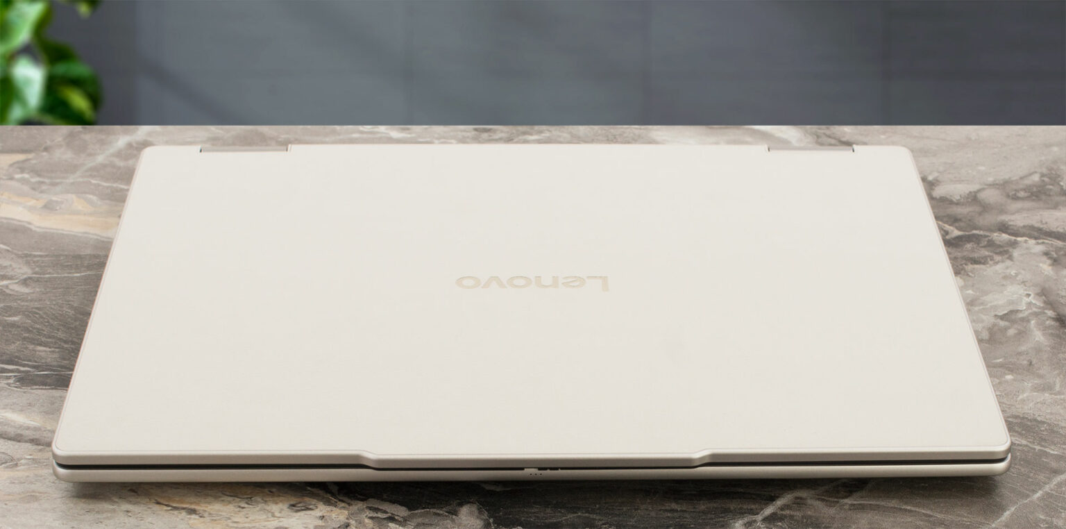 Lenovo Yoga 7i 2-in-1 (14", Gen 10 / 14ILL10) review - Stunning OLED ...