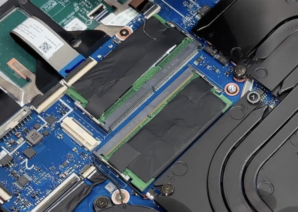 How to open Acer Predator Helios Neo 16 AI (PHN16-73) – disassembly and ...