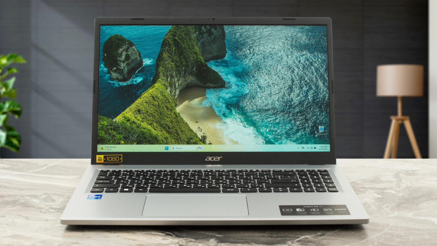 Acer Aspire Go 15 (AG15-71P) Review - The Unbeatable Value Laptop for ...