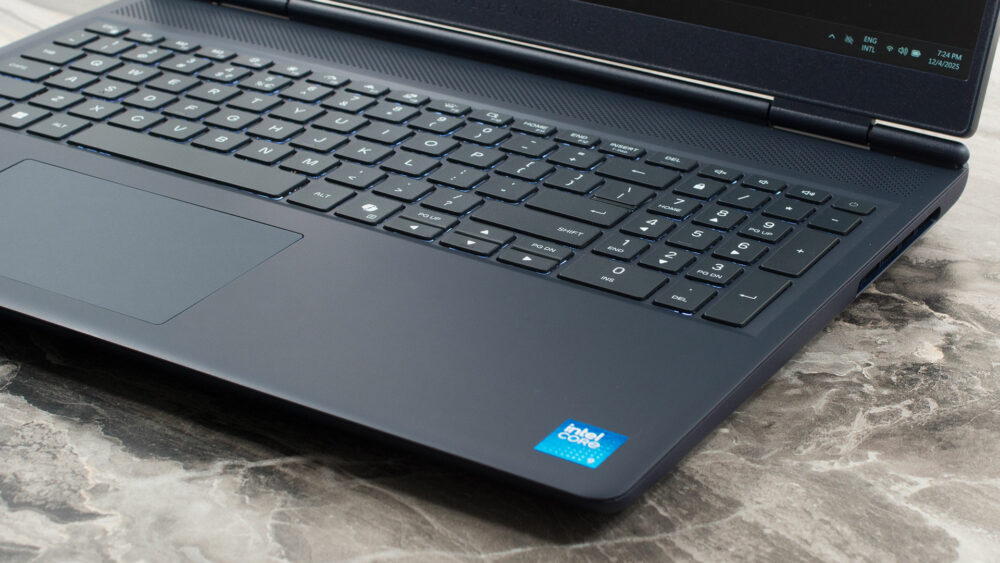 Alienware 16 Aurora (AC16250) review - Great Battery and CPU ...